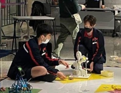 Automatic Spring Powered Cannon